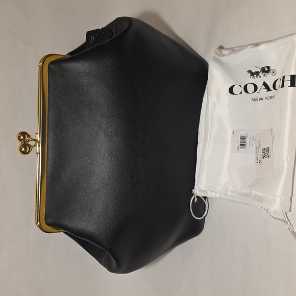 Coach | Bags | Coach Large Kisslock Frame | Poshmark